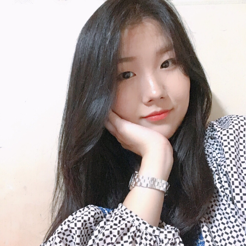 네이버 인플루언서 뷰스타 란니의 홈